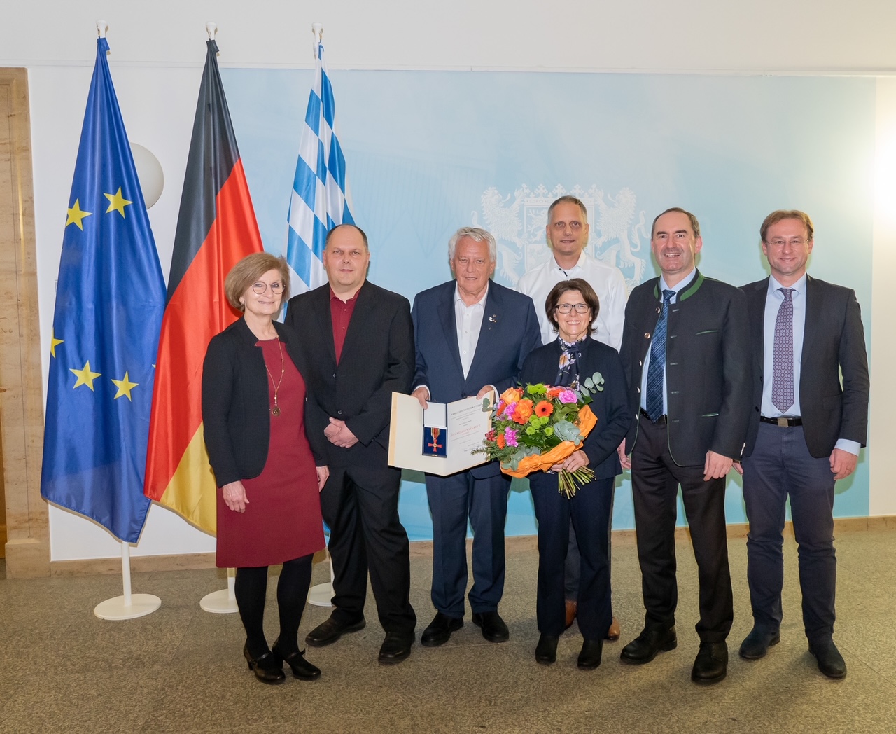 Uli Großmann mit Bundesverdienstkreuz ausgezeichnet - Verband der Köche ...